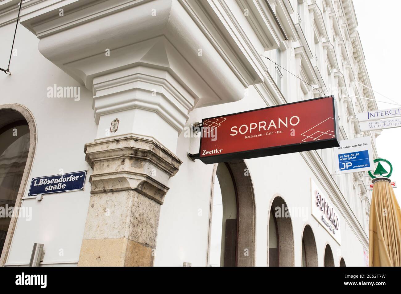 Vienna Restaurant Sign High Resolution Stock Photography and Images - Alamy