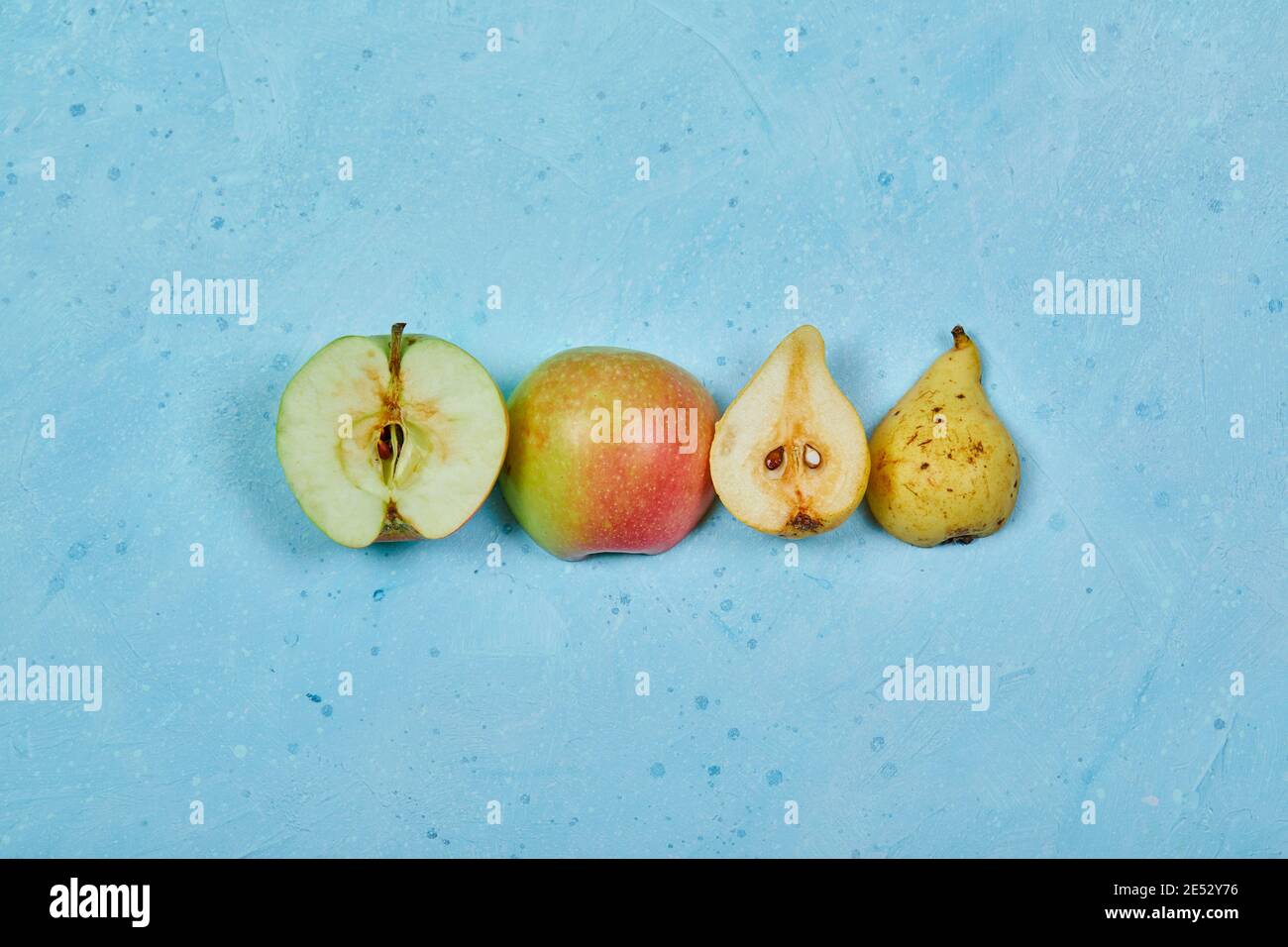 Half cut apple pear hi-res stock photography and images - Alamy