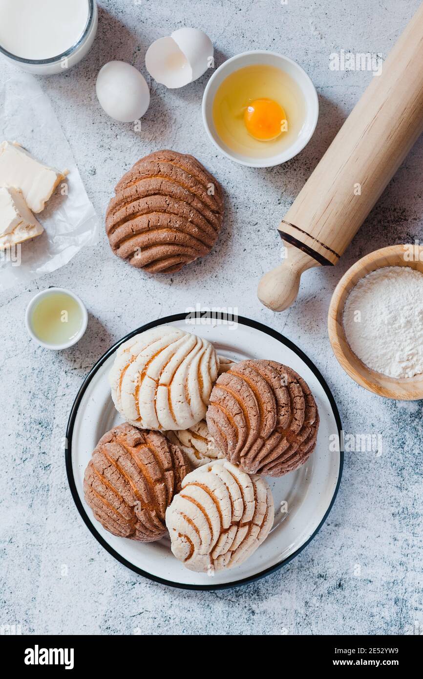 Conchas mexicanas hi-res stock photography and images - Alamy