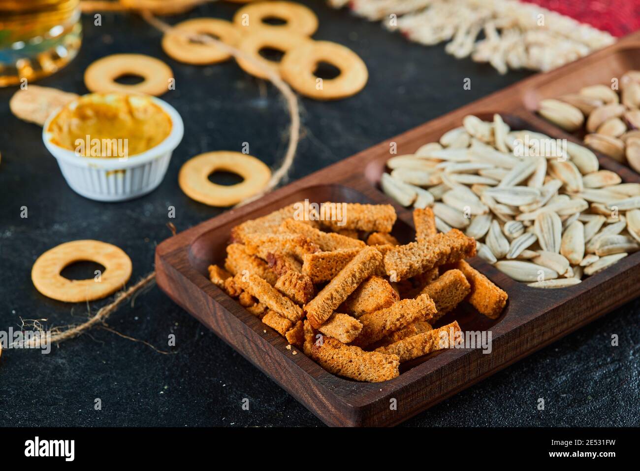Crackers table hi-res stock photography and images - Alamy