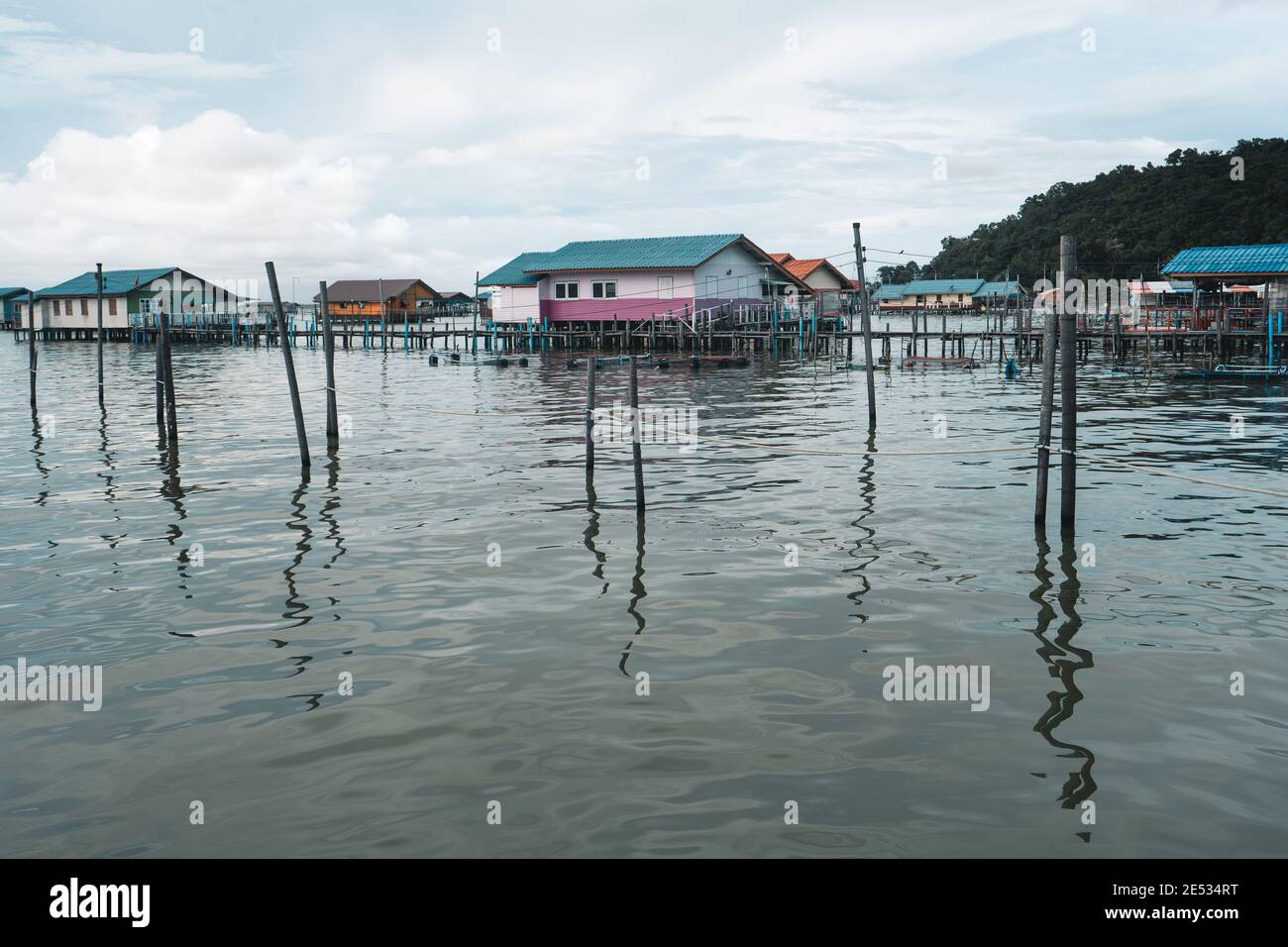 Fishing house House on the Water Stock Photo - Alamy