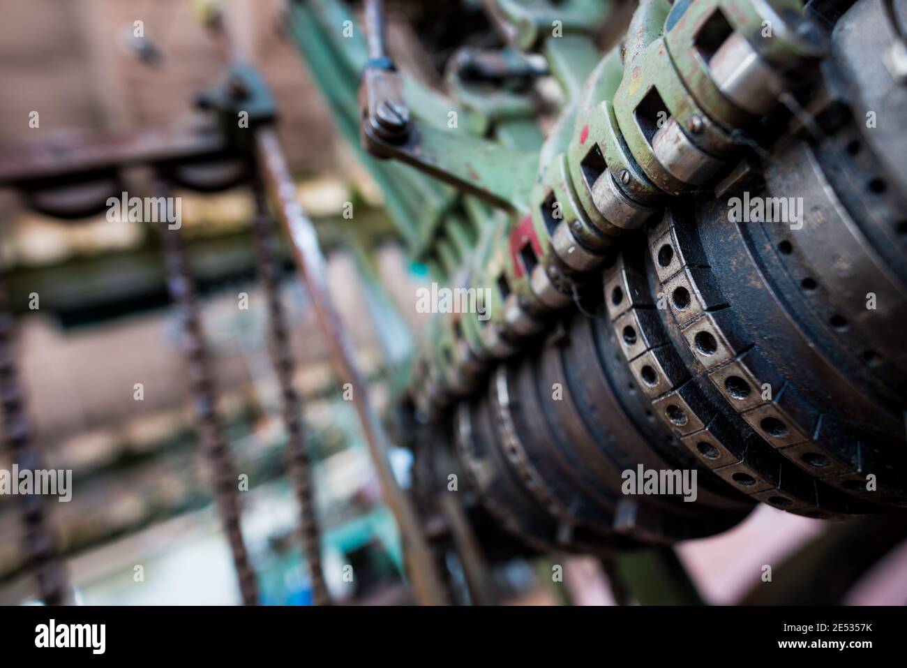 Industrial textile machine hi-res stock photography and images - Alamy