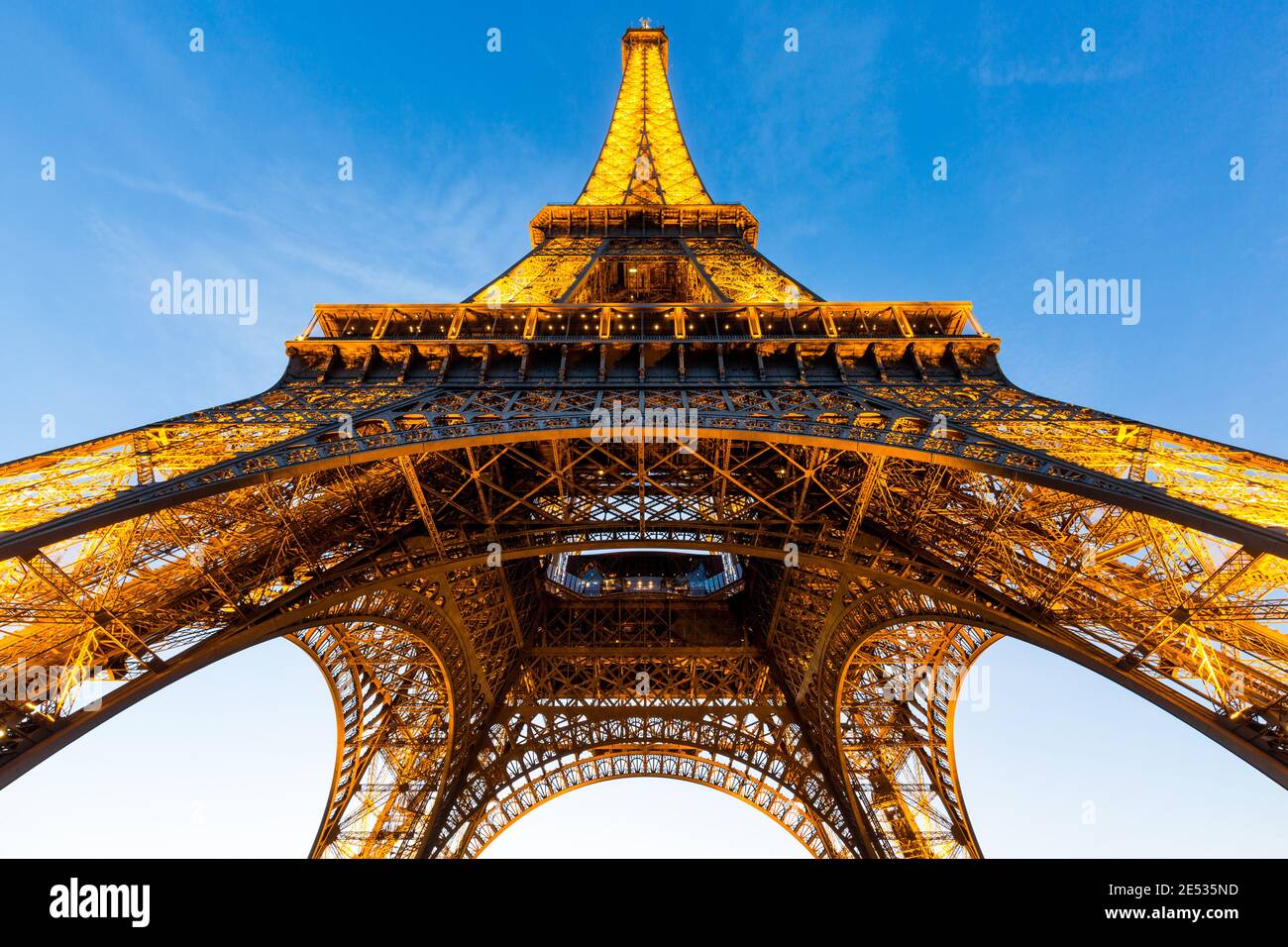 The eiffel tower wide angle hi-res stock photography and images - Alamy