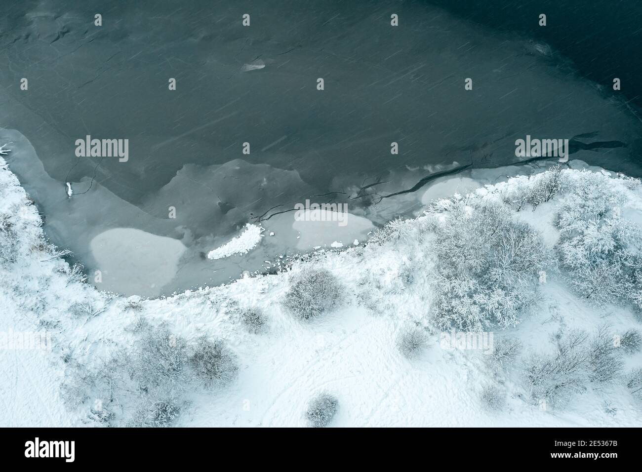 Winter lake drone flight aerial hi-res stock photography and images - Alamy
