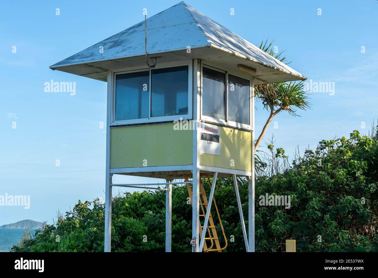 Safe safety watch lookout guard hi-res stock photography and images - Alamy