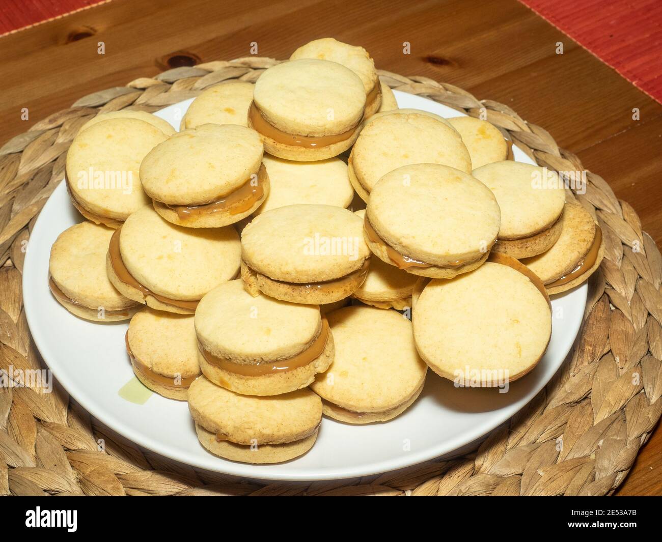Traditional alfajores in Argentina, Peru, and Uruguay consist of two ...