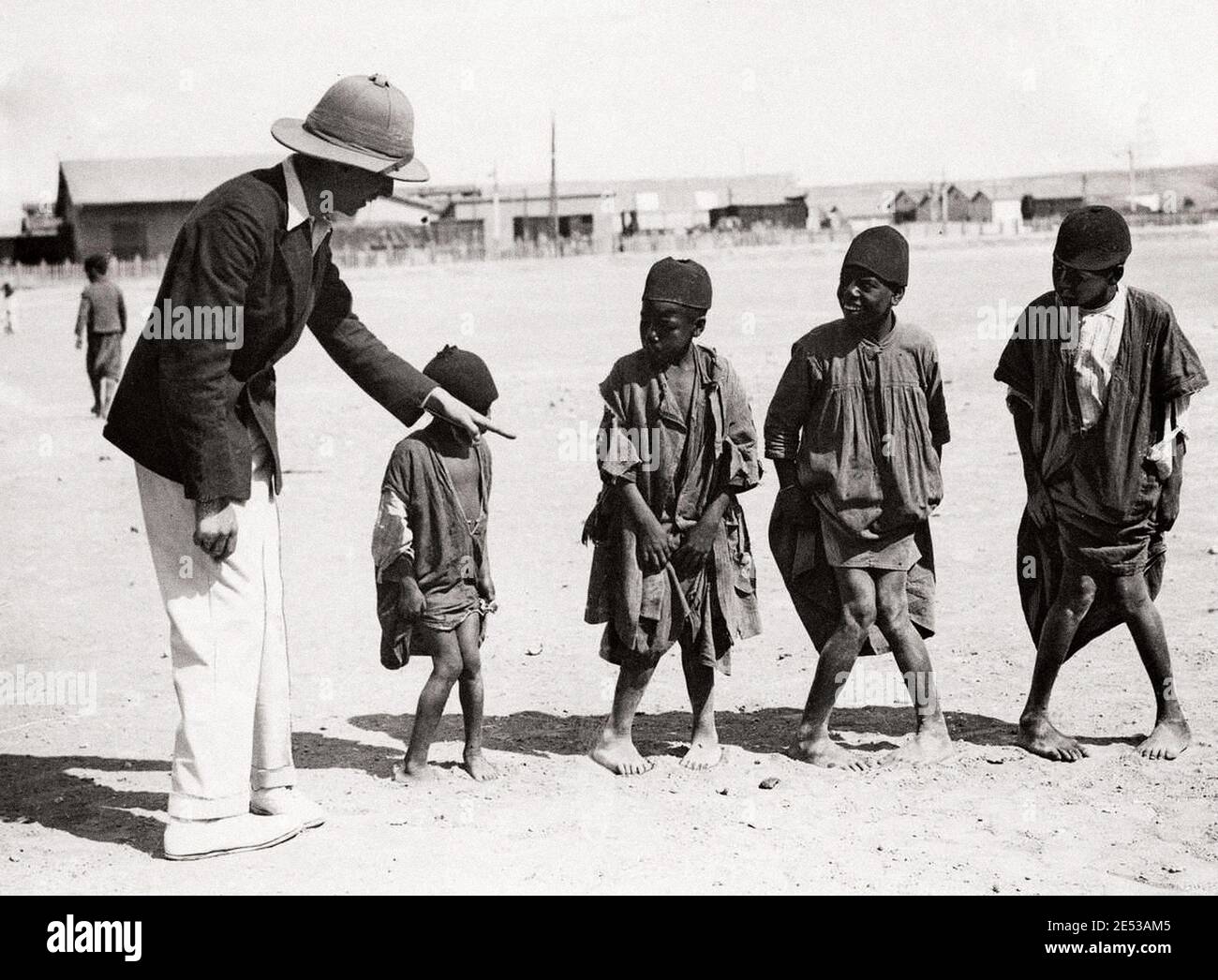 African Boys Dance High Resolution Stock Photography and Images - Alamy