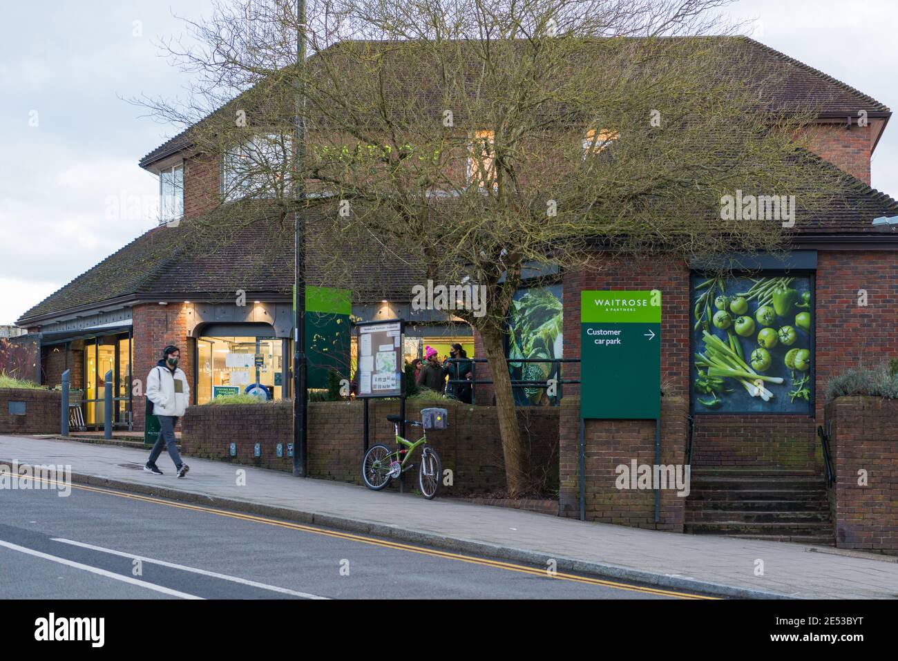 Waitrose interior hi-res stock photography and images - Alamy