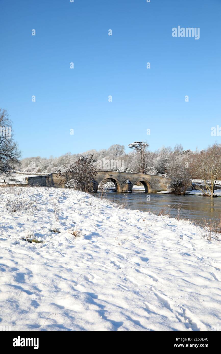 Milton ferry bridge hi-res stock photography and images - Alamy