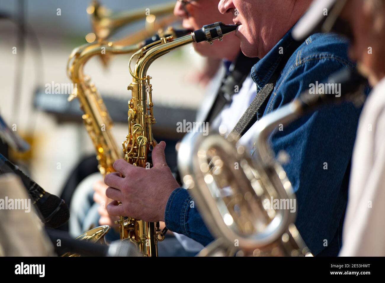 Saxophone ensemble hi-res stock photography and images - Alamy