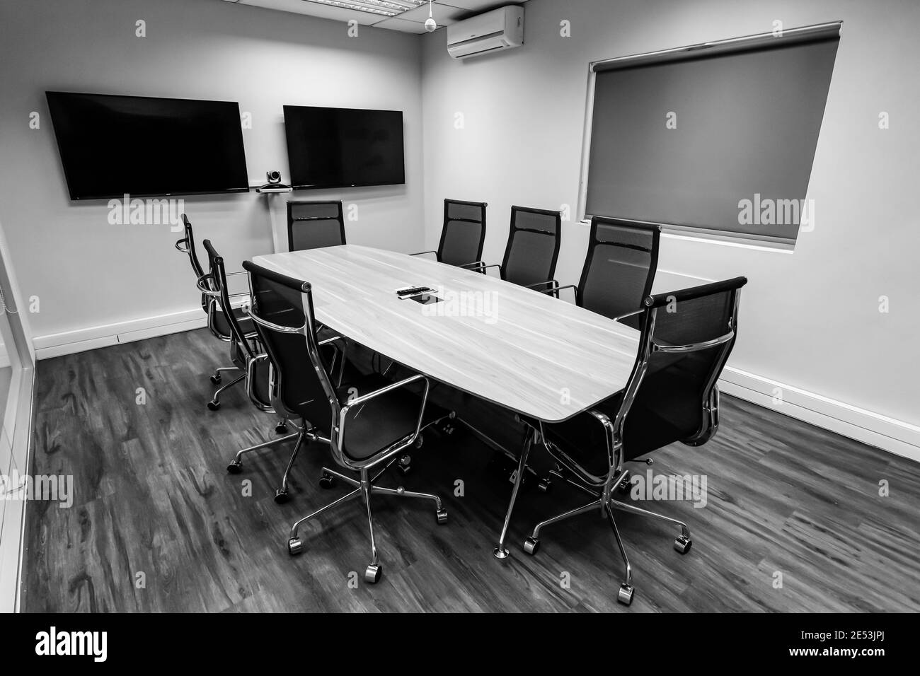 Empty boardroom no chairs Black and White Stock Photos & Images - Alamy