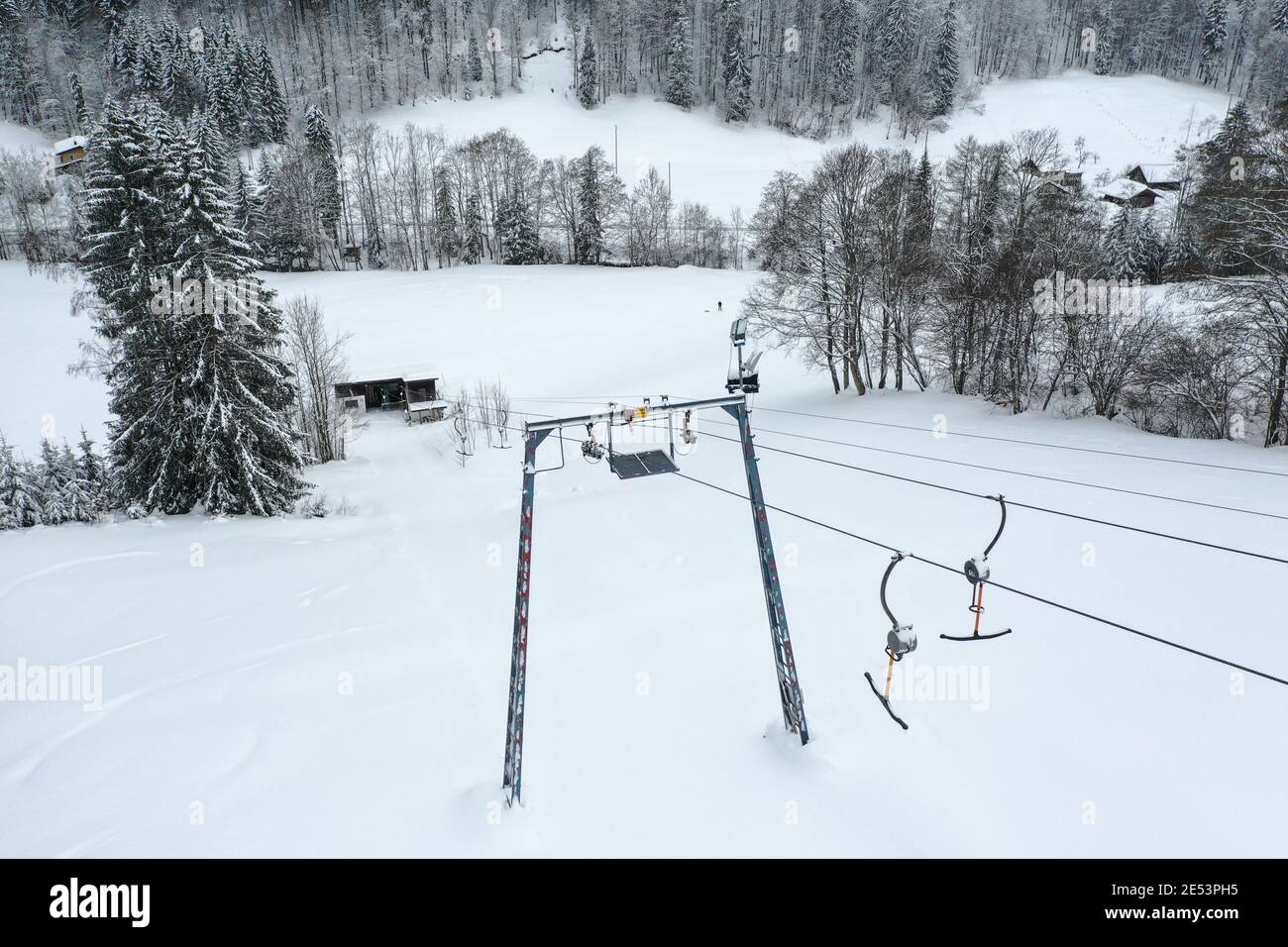 25 January 2021, Baden-Wuerttemberg, Kreuzthal: The ski lift in ...