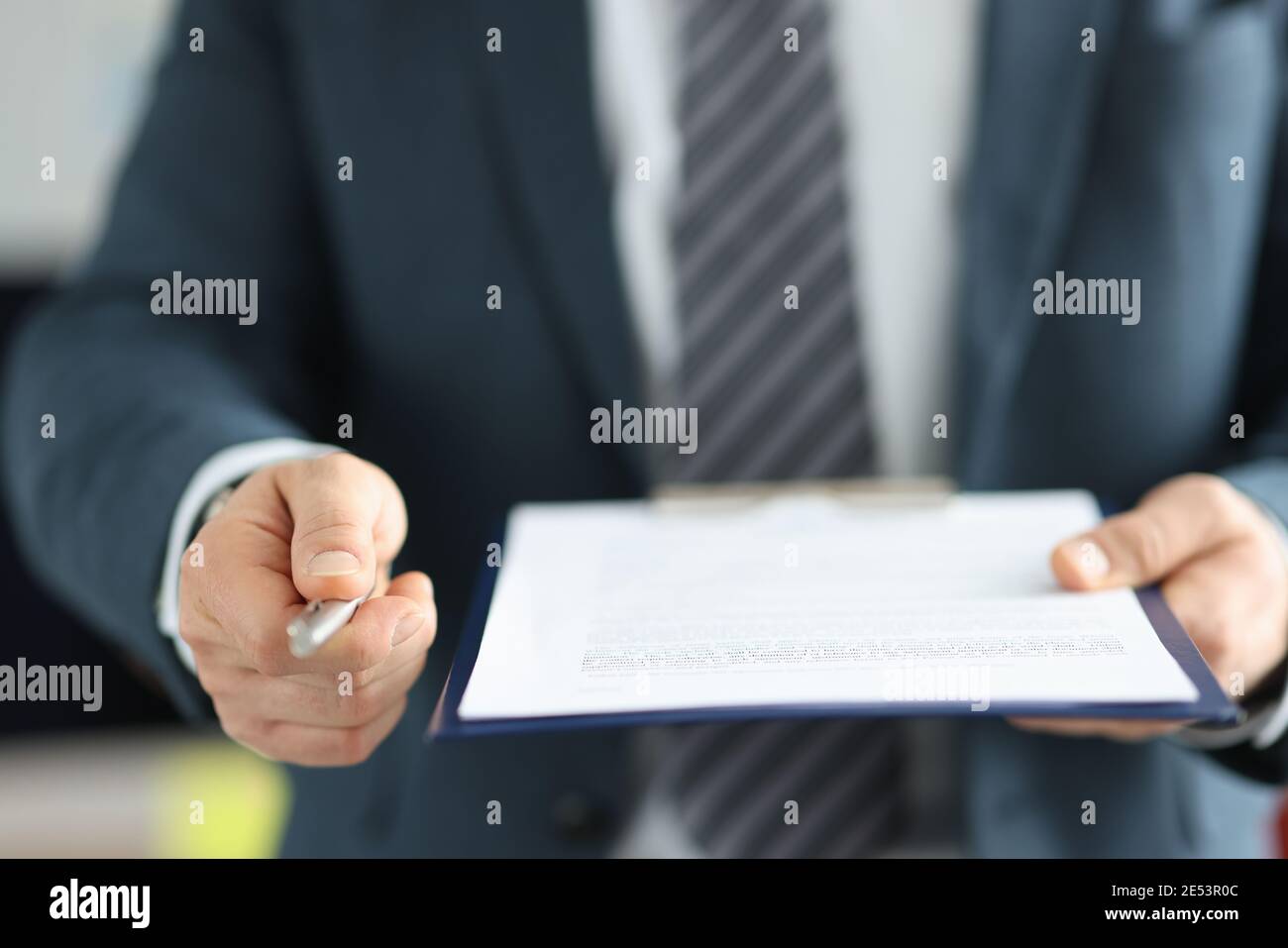 Male hand signing document economy hi-res stock photography and images ...