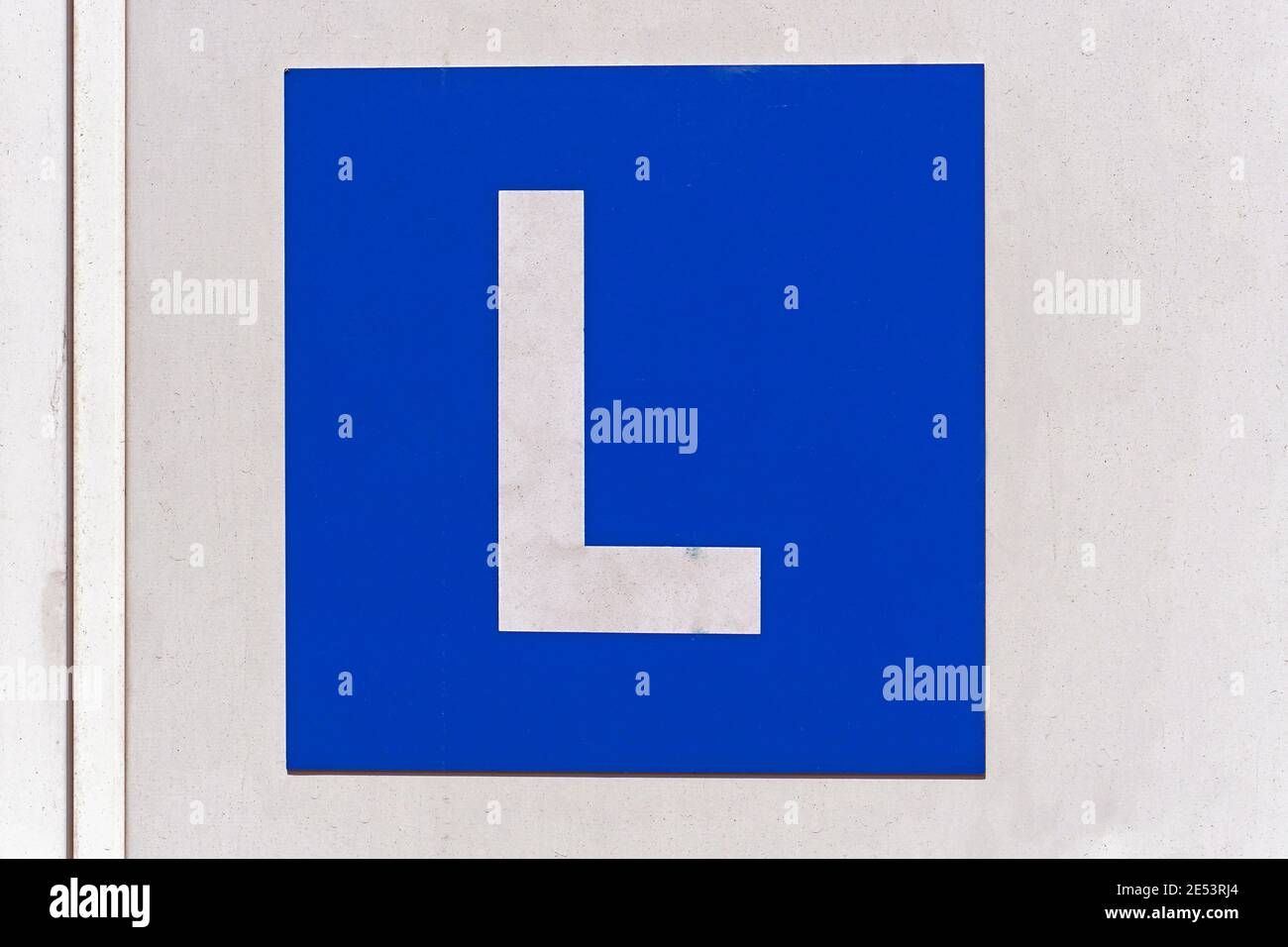 Newly licensed driver plate L at vehicle Stock Photo - Alamy