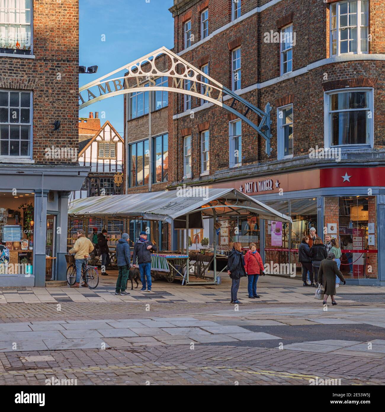 Stanchion stall hi-res stock photography and images - Alamy