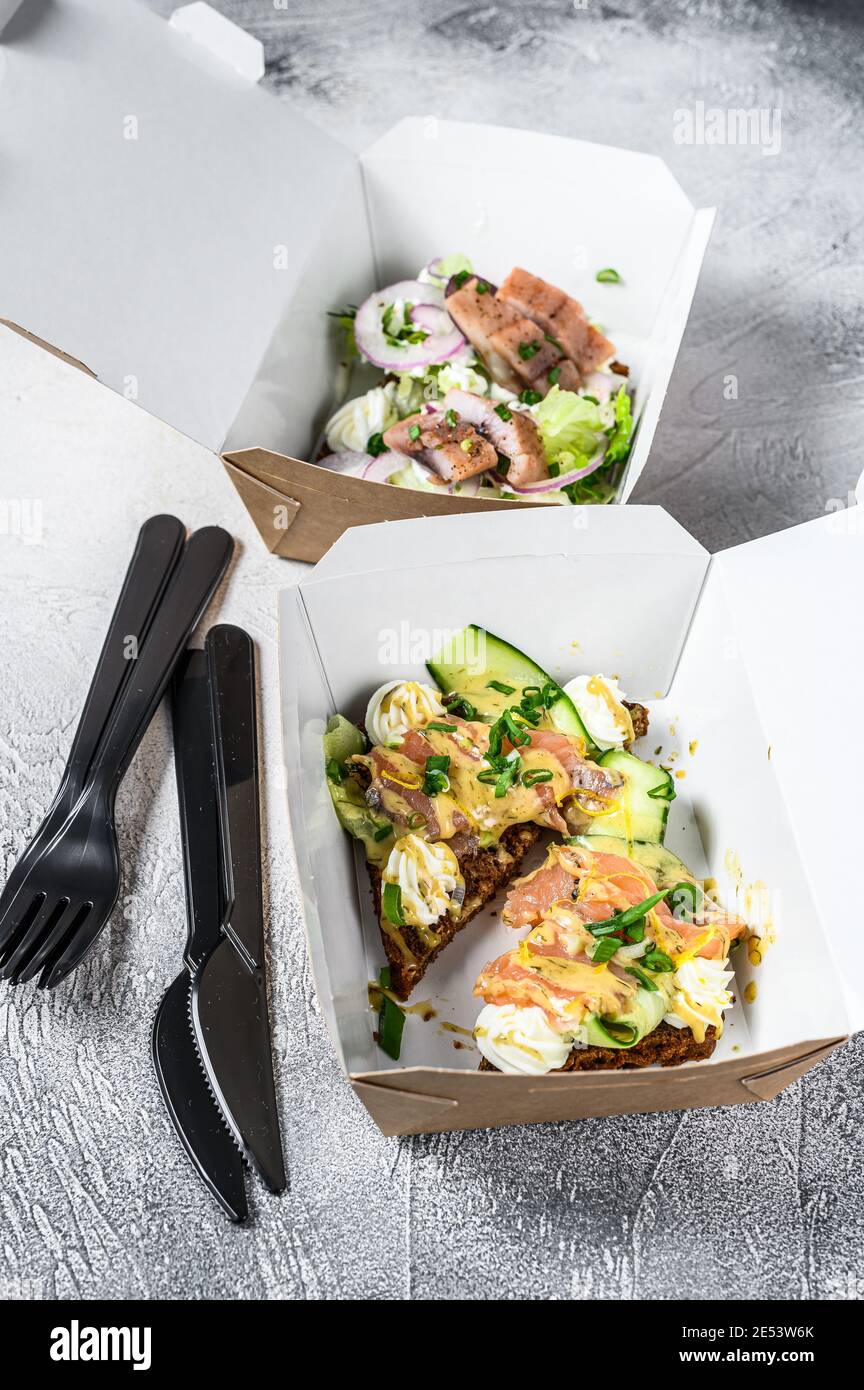 Take away food paper box with sandwich. White background. Top view ...