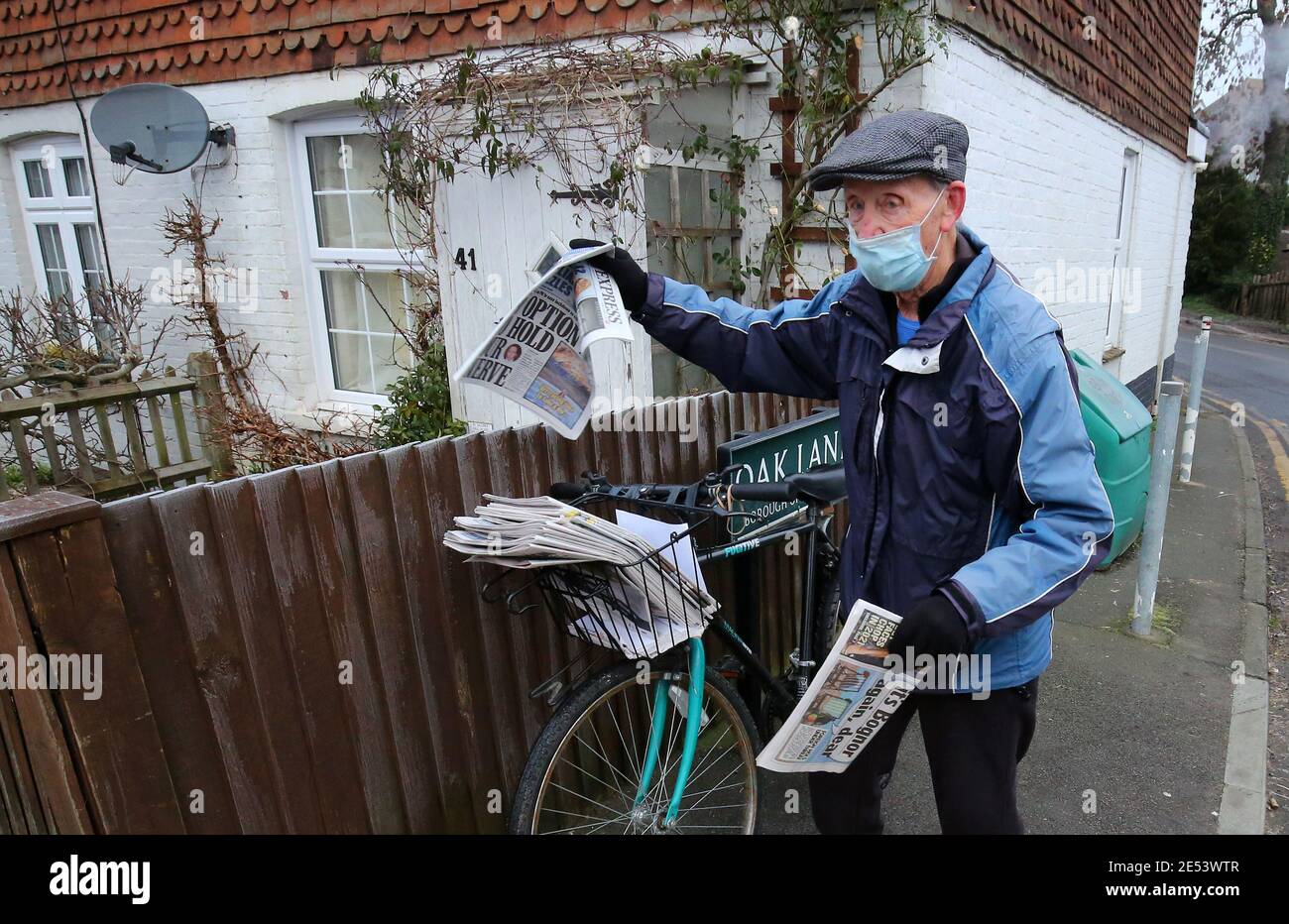 Paperboy uk hi-res stock photography and images - Alamy