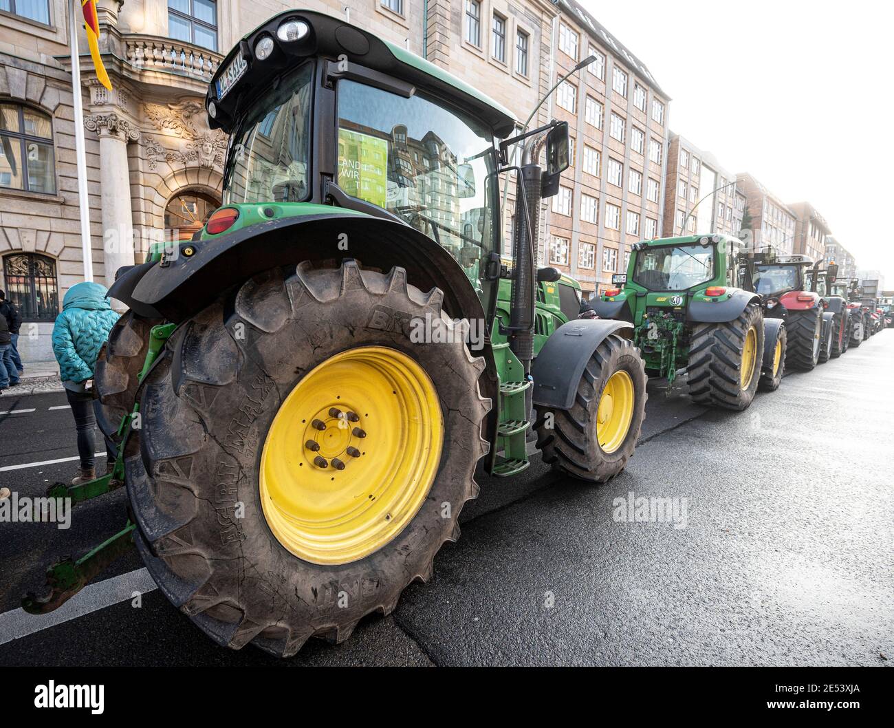 Less regulation hi-res stock photography and images - Alamy