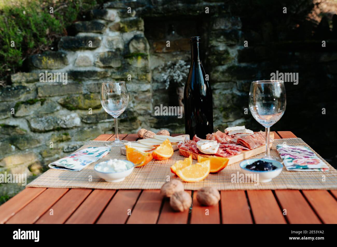 Picnic table with traditional food Stock Photo - Alamy