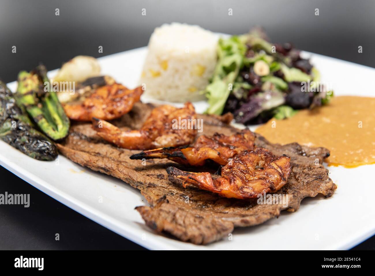 Carne asada con camarones hi-res stock photography and images - Alamy