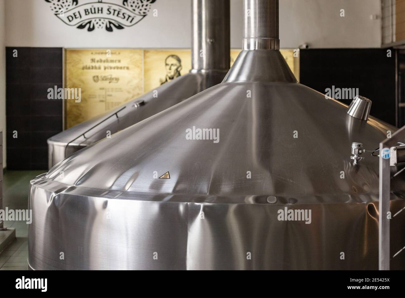 Beer brewer tanks hi-res stock photography and images - Alamy