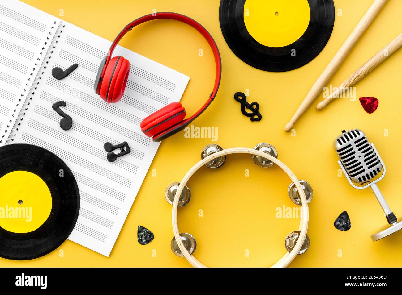 Music flat lay - instruments with vinyl records, overhead view Stock ...