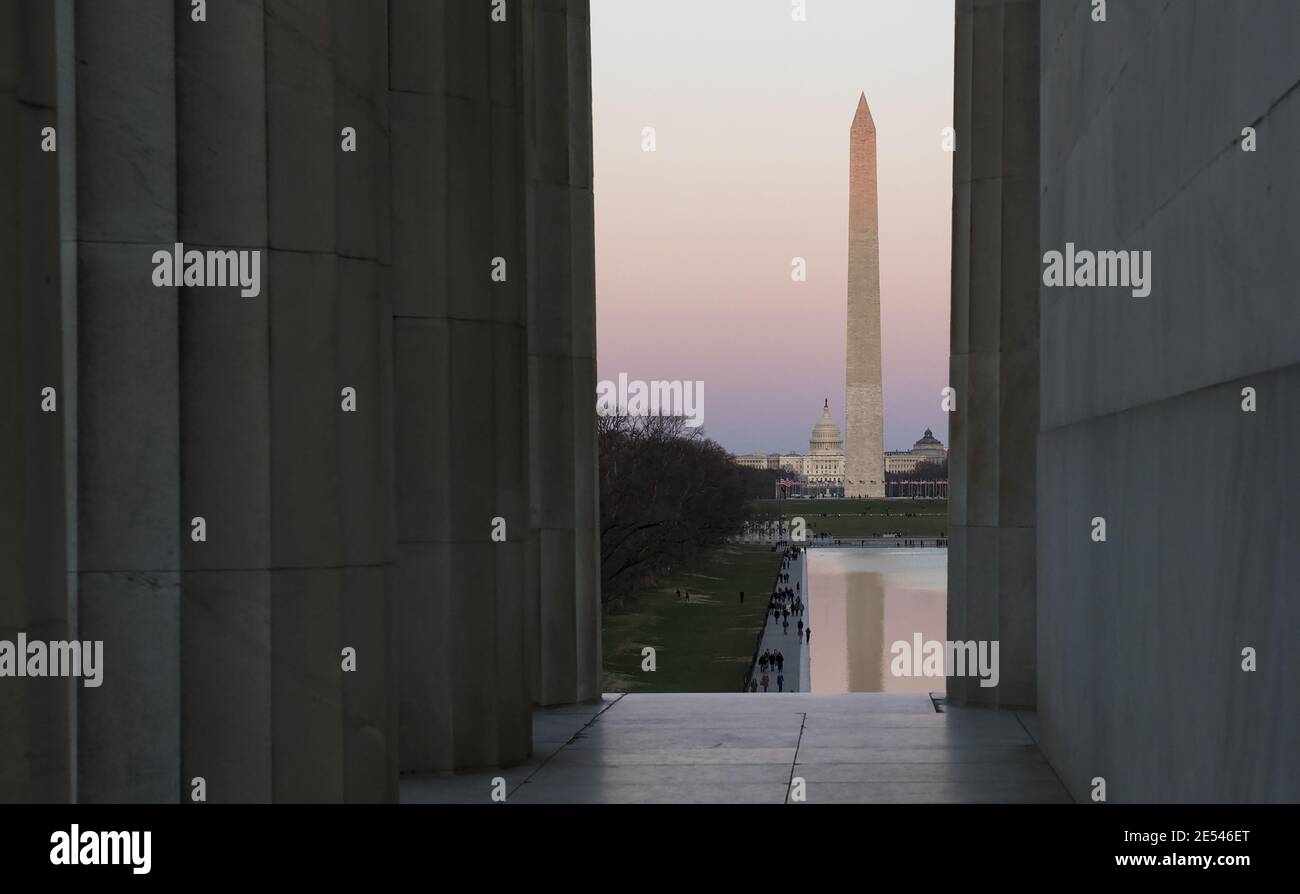 Us capitol reflecting pool dusk hi-res stock photography and images - Alamy