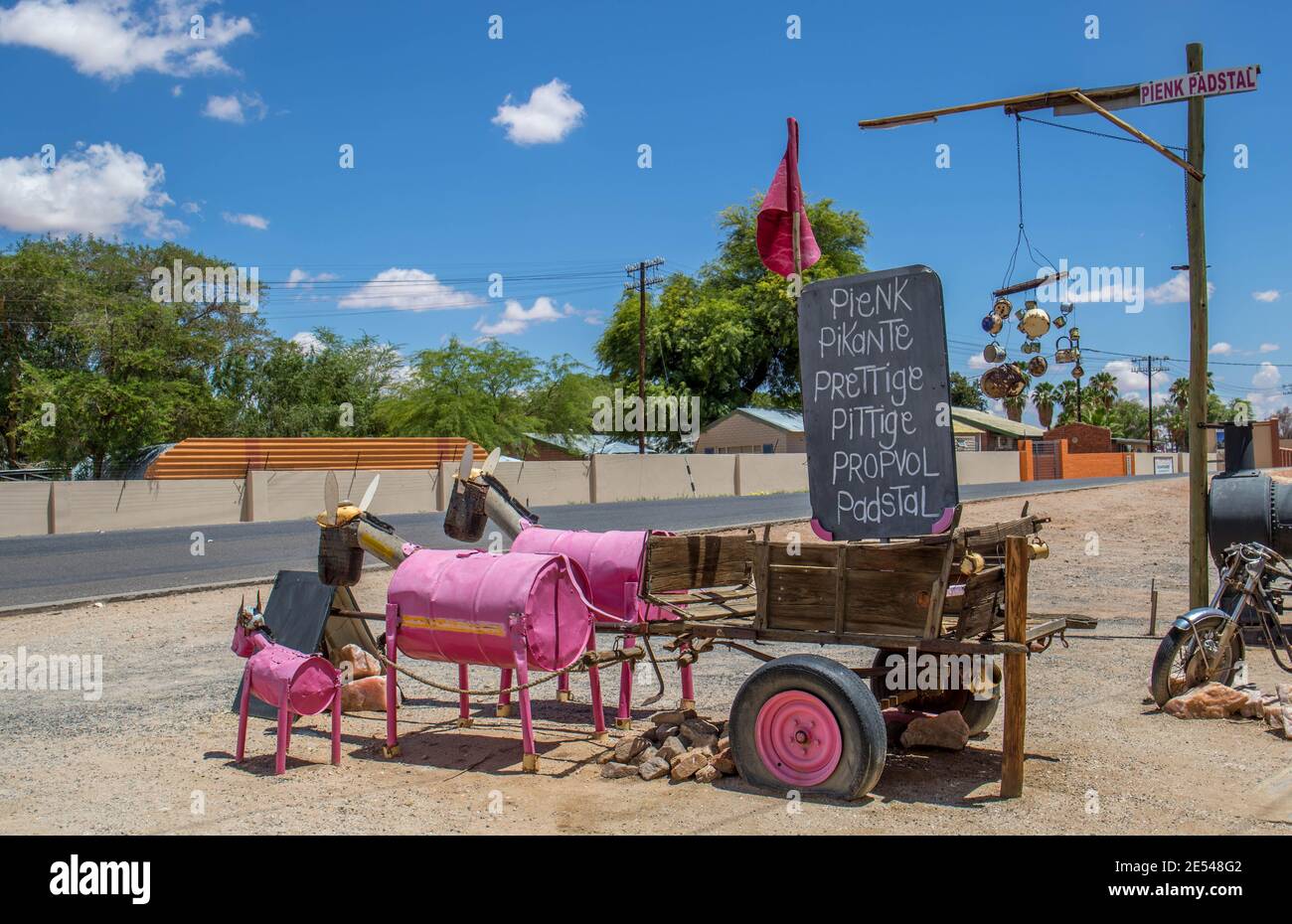 Kakamas, South Africa - Die Pienk Padstal is a roadside stall/cafe ...
