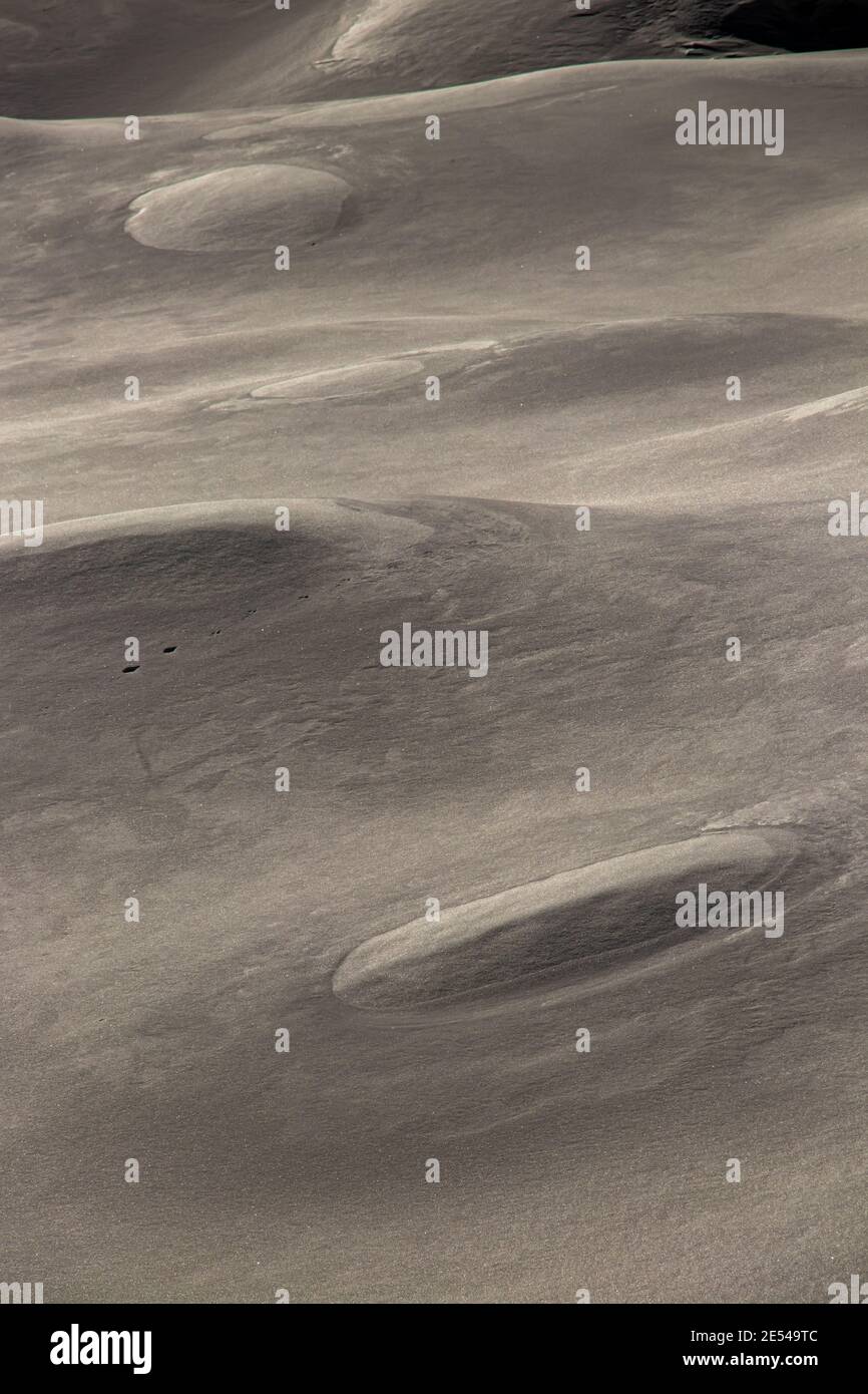 Snow patterns made by mother nature Stock Photo - Alamy