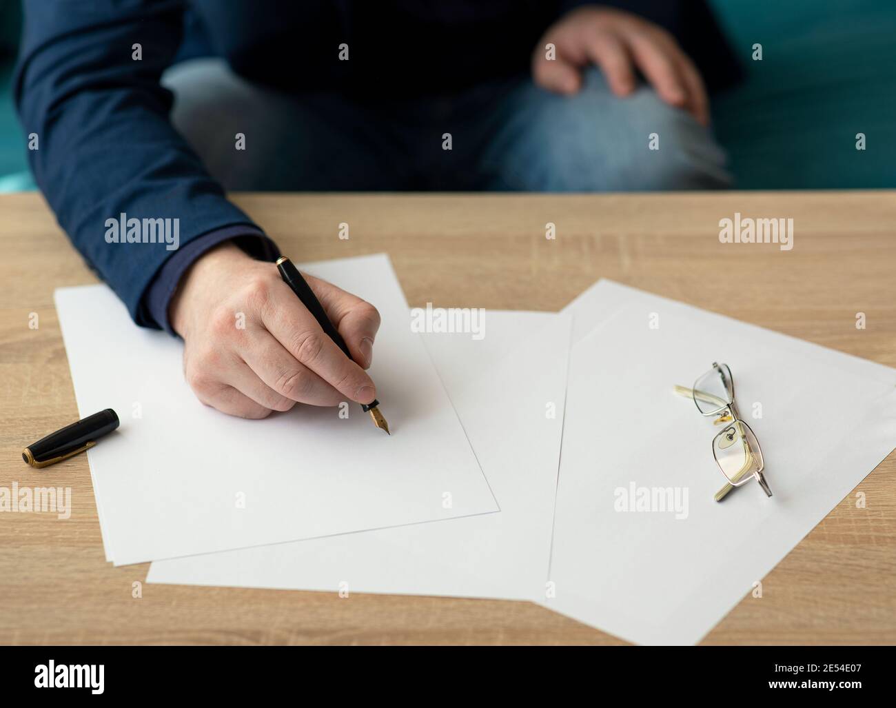 Writing a letter fountain hi-res stock photography and images - Alamy
