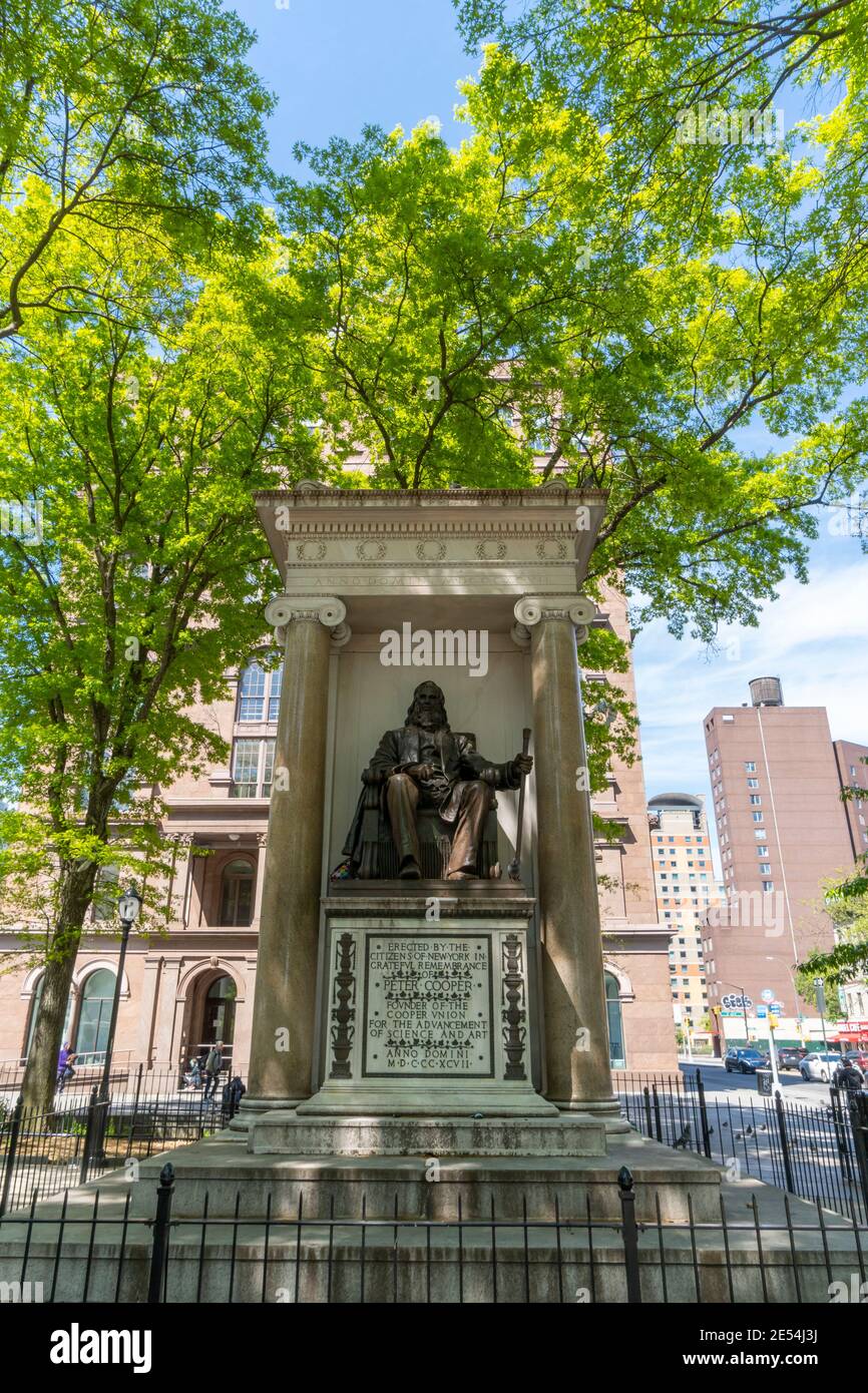 Peter Cooper Monument High Resolution Stock Photography and Images - Alamy