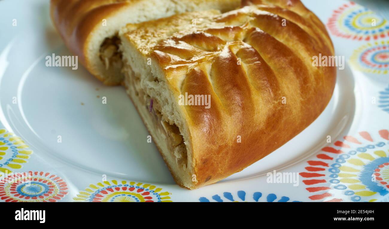 Hoenderpastei - Traditional South African chicken-pot pie topped Stock ...