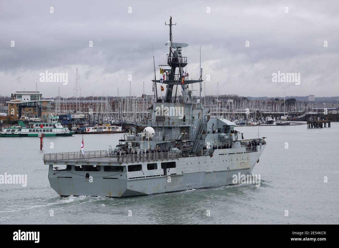 The Royal Navy River class offshore patrol vessel HMS CLYDE (P257 ...