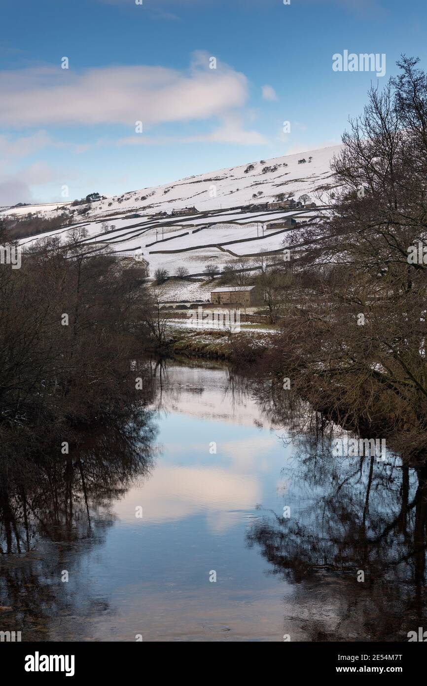Bridge river swale hi-res stock photography and images - Alamy