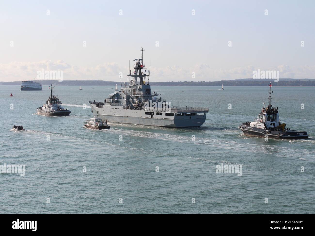 River class offshore patrol vessels hi-res stock photography and images ...