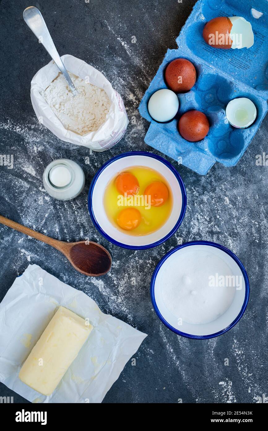 Basic pattern hi-res stock photography and images - Alamy