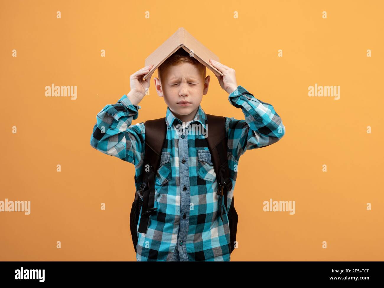 Teenage schoolboy stressed hi-res stock photography and images - Alamy
