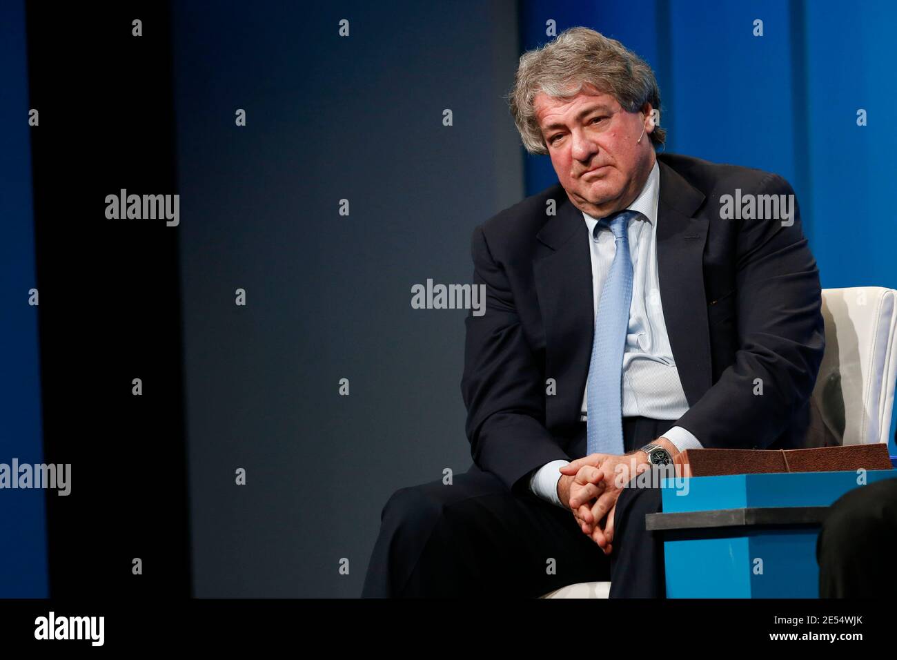Leon black apollo hi-res stock photography and images - Alamy
