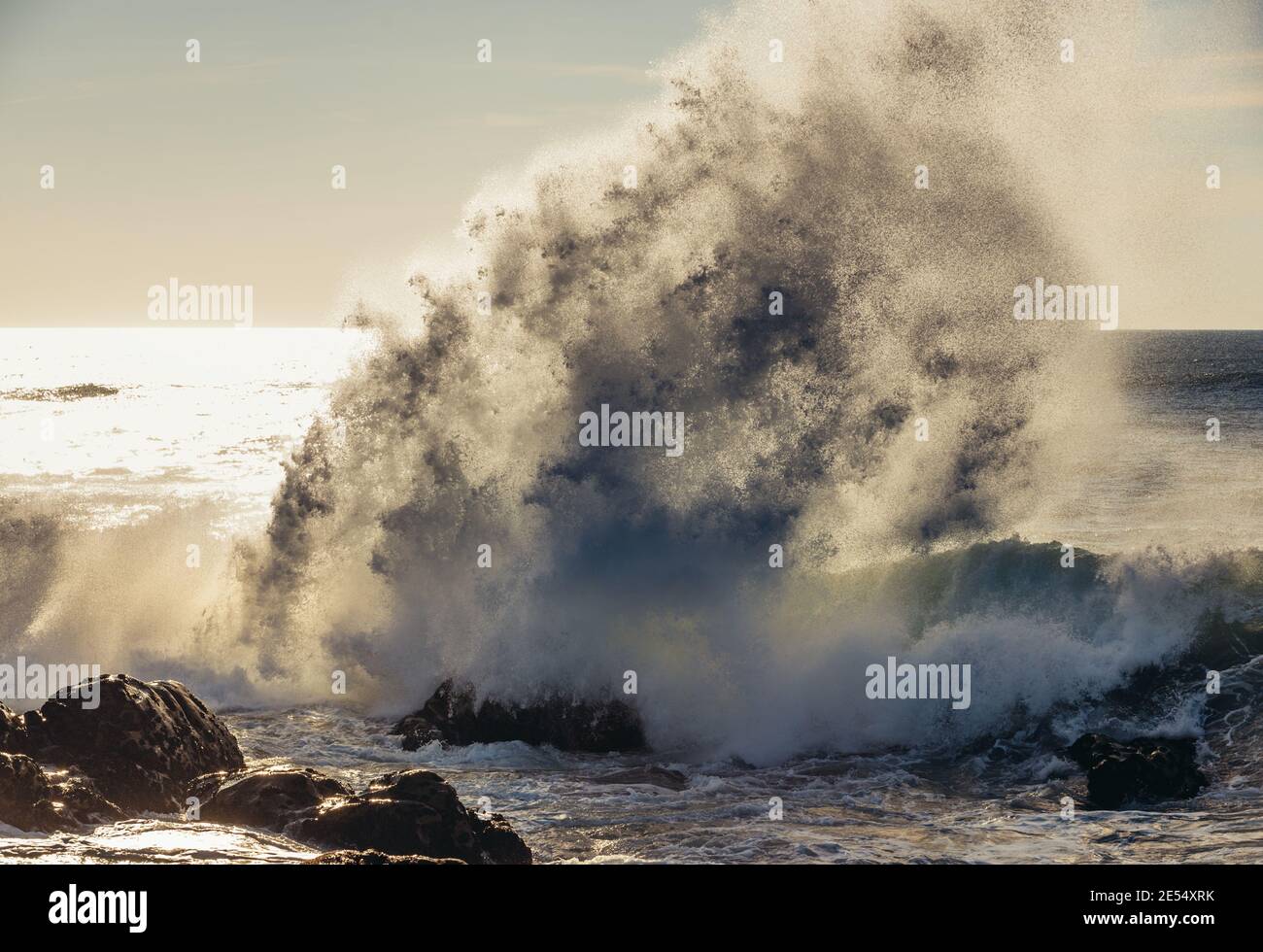 Atlantic roller and rocks hi-res stock photography and images - Alamy