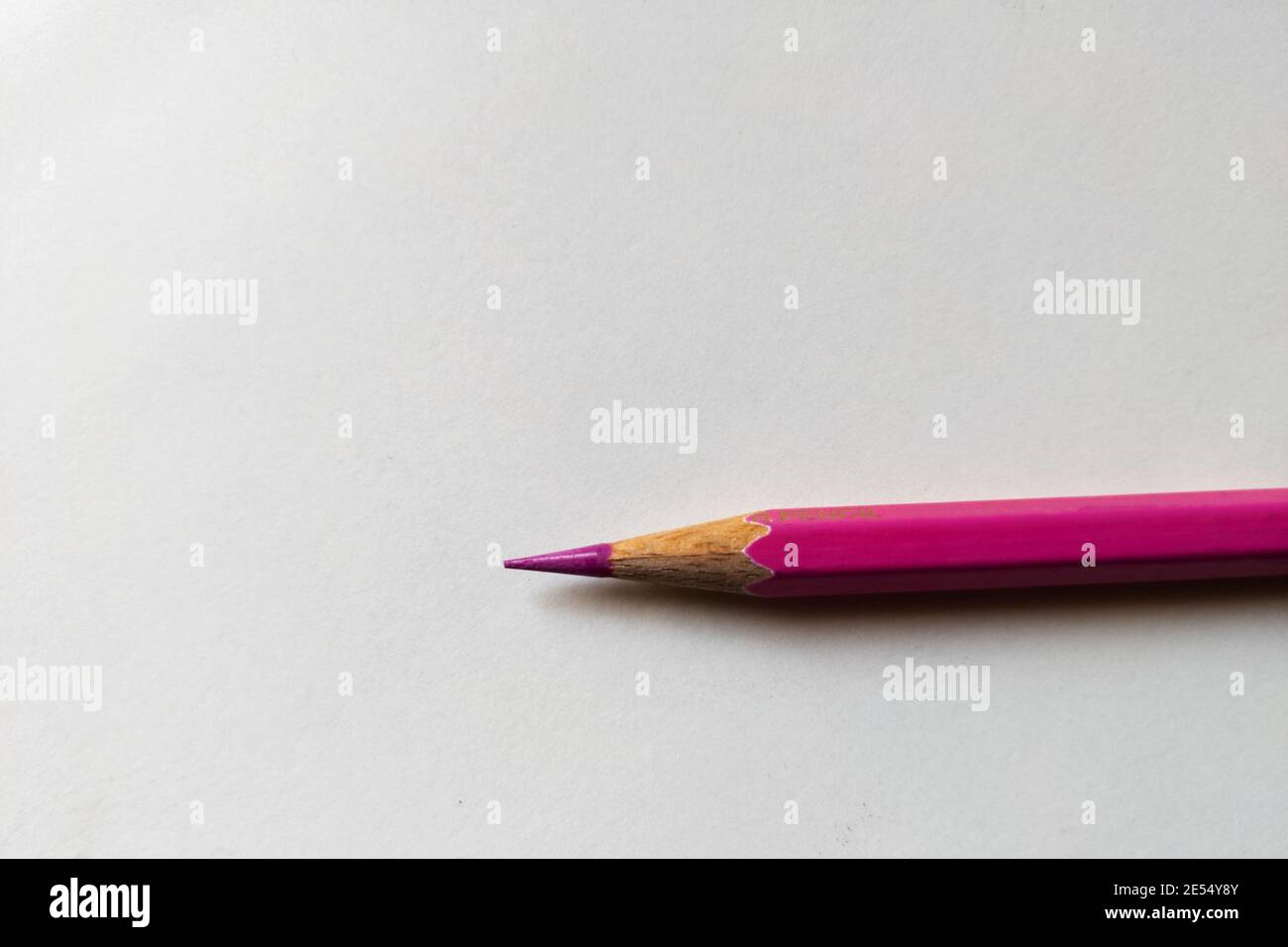 Horizontal view sharp pencil hi-res stock photography and images - Alamy