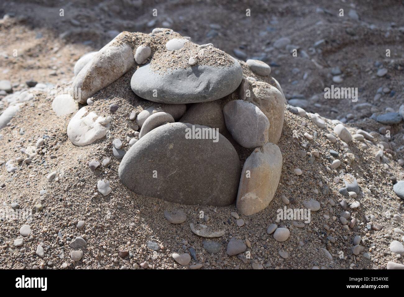 Closeup river rocks hi-res stock photography and images - Alamy