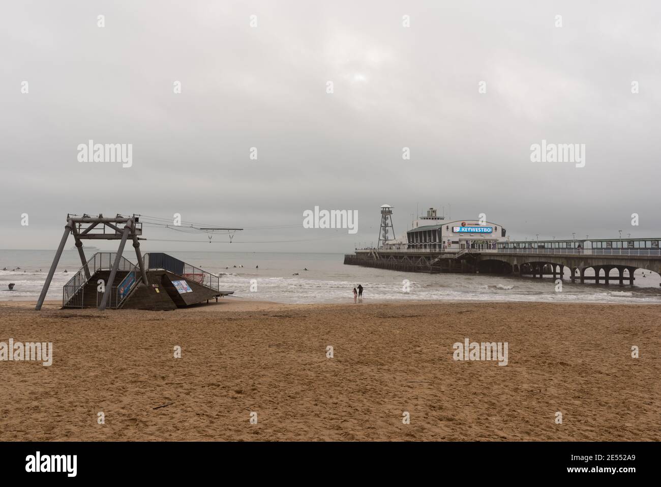 Bournemouth beach winter hi-res stock photography and images - Alamy