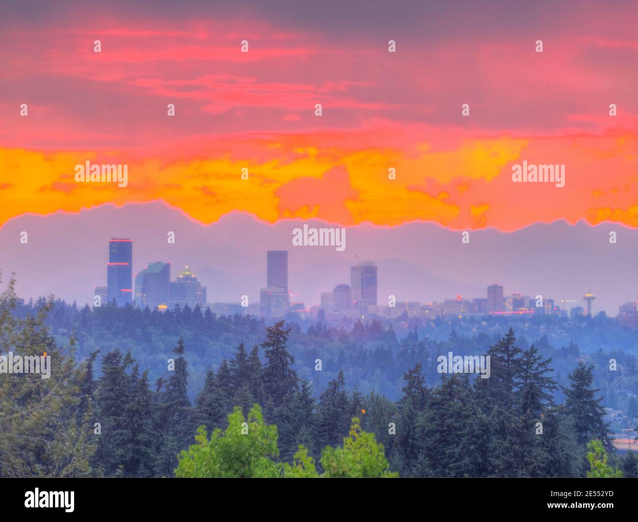 Seattle skyline tower mountain sunset hi-res stock photography and ...