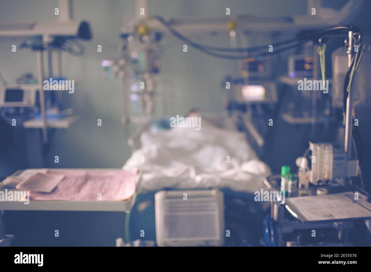 Hospital bed ward patient hi-res stock photography and images - Alamy