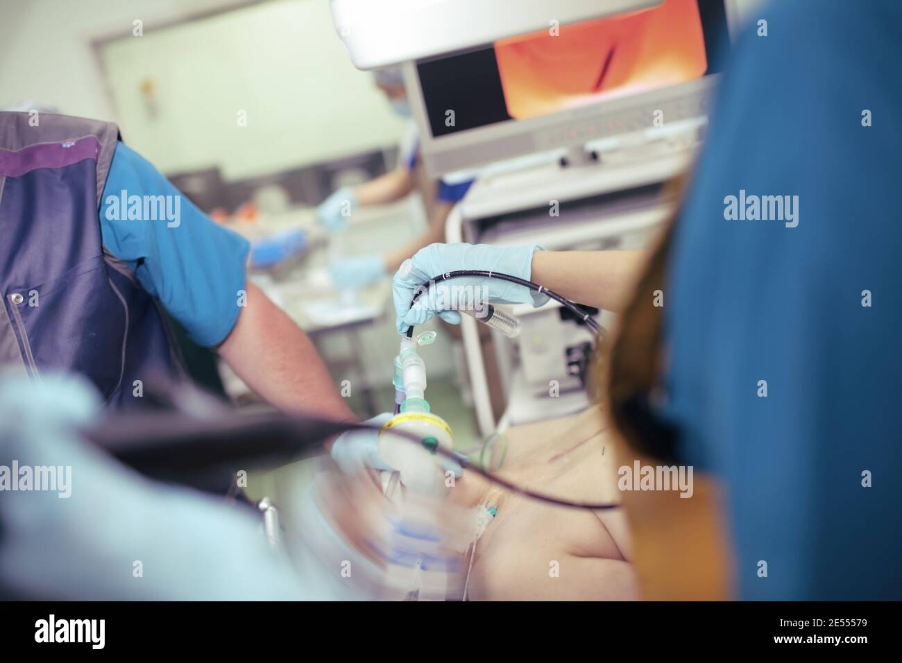 Patient group of doctors hi-res stock photography and images - Alamy