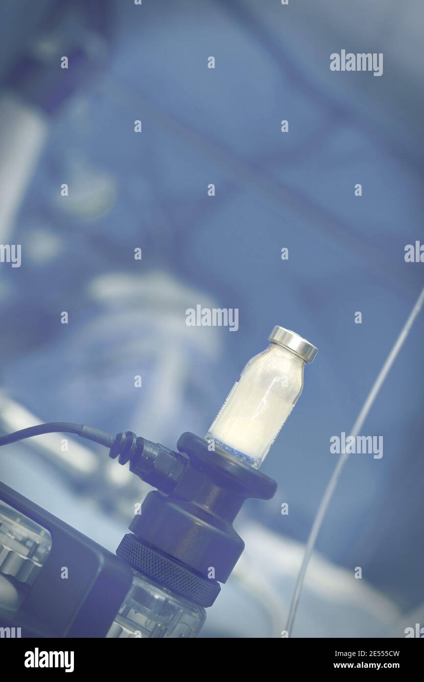 Lab laboratory health disease vial hi-res stock photography and images ...