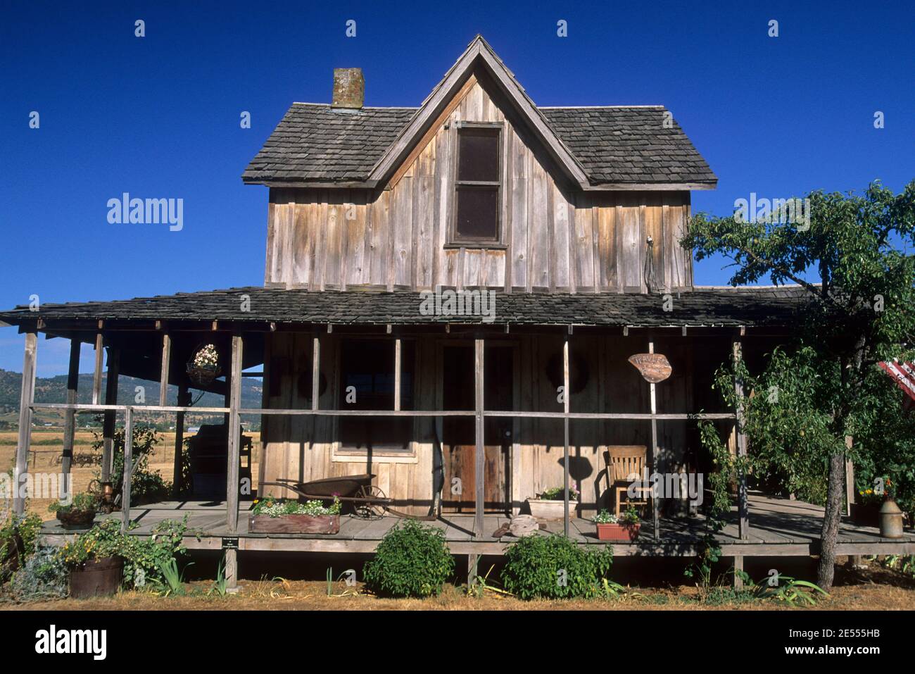 Historic Wood House, Jackson County, Oregon Stock Photo - Alamy