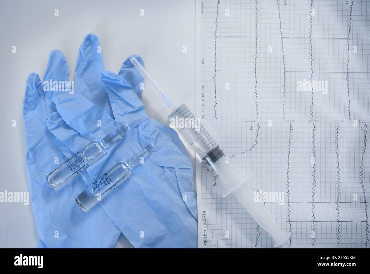 Medical examination gloves hi-res stock photography and images - Alamy