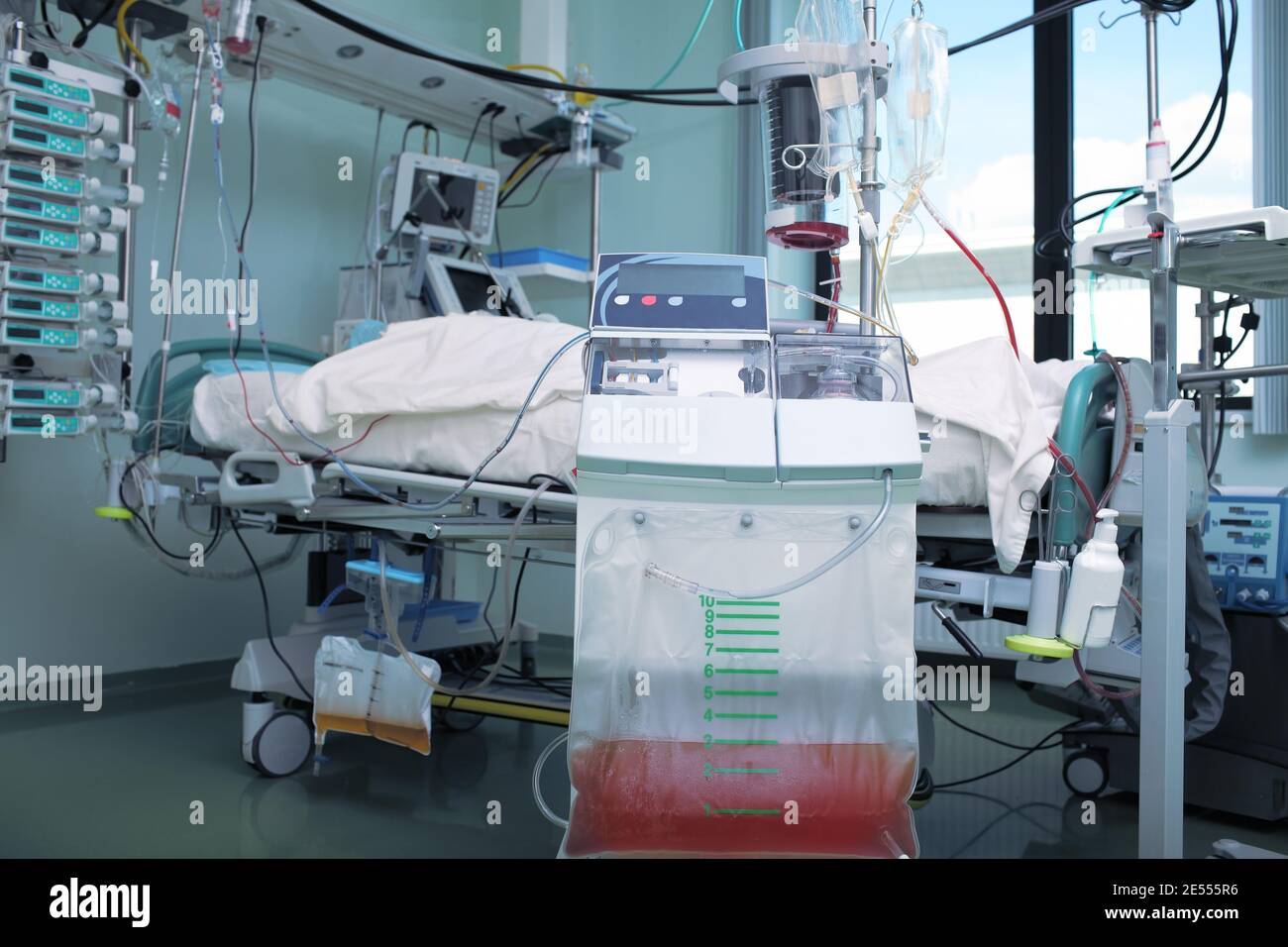 Modern medical technologies in hospital hi-res stock photography and ...