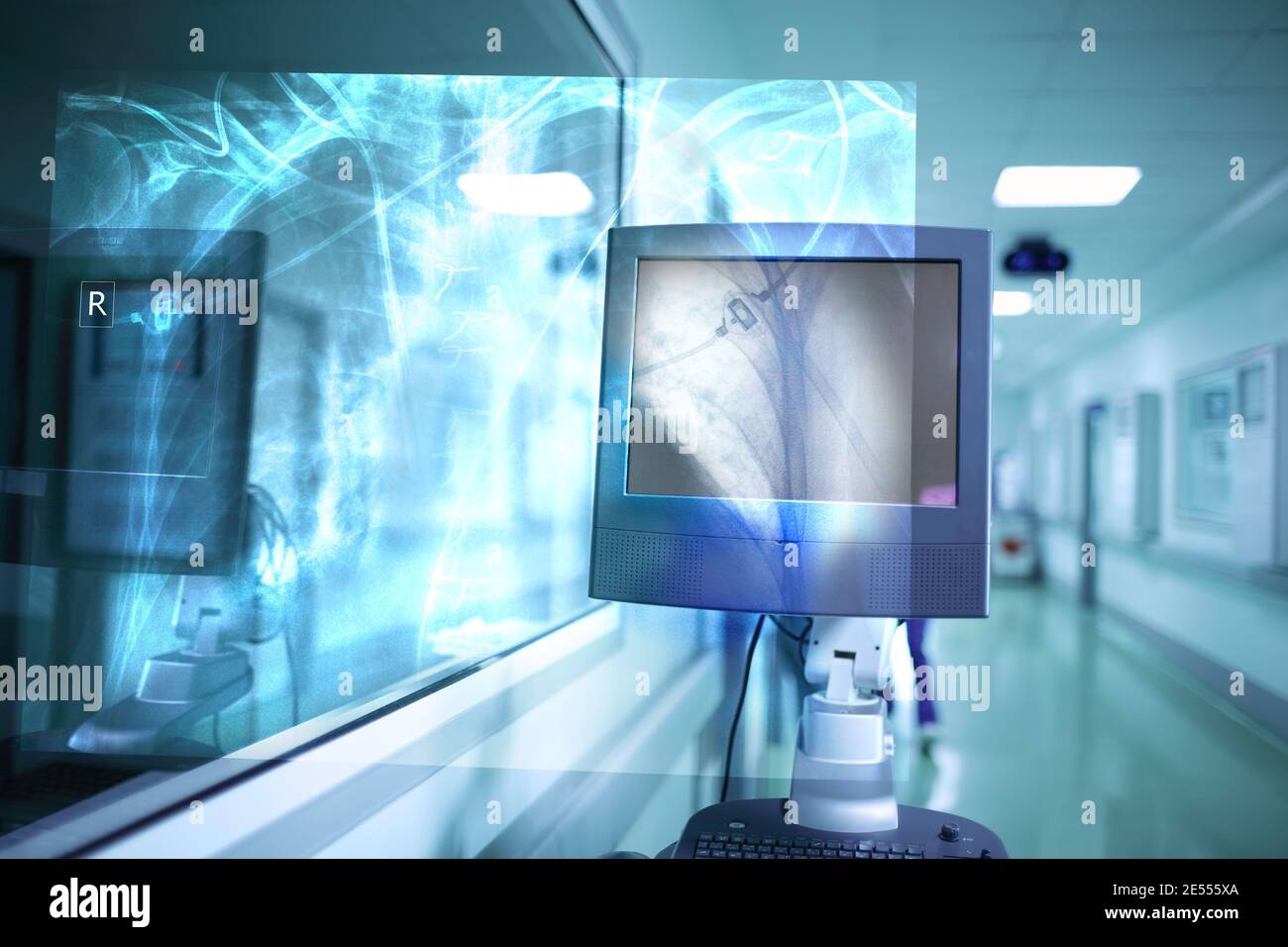 Holographic projection hi-res stock photography and images - Alamy